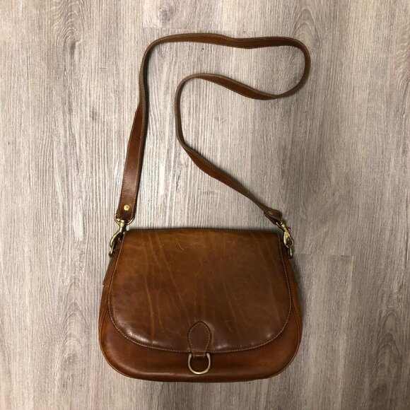 G.H. Bass & Co. | Bags | Vintage Gh Bass Co Leather Purse Crossbody ...